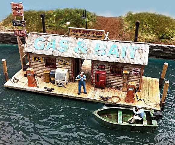 HO-SCALE BUDS BAIT N GAS DOCK