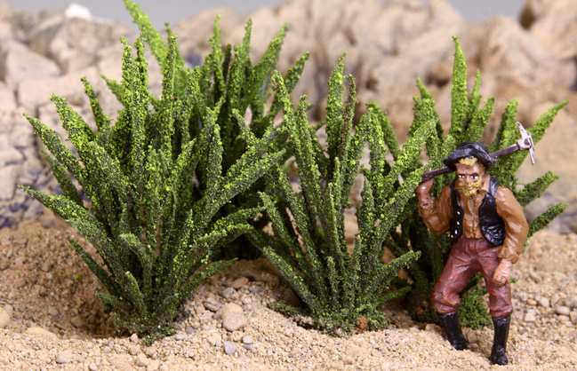 miniature model landscaping, plants, O-Scale, bushes